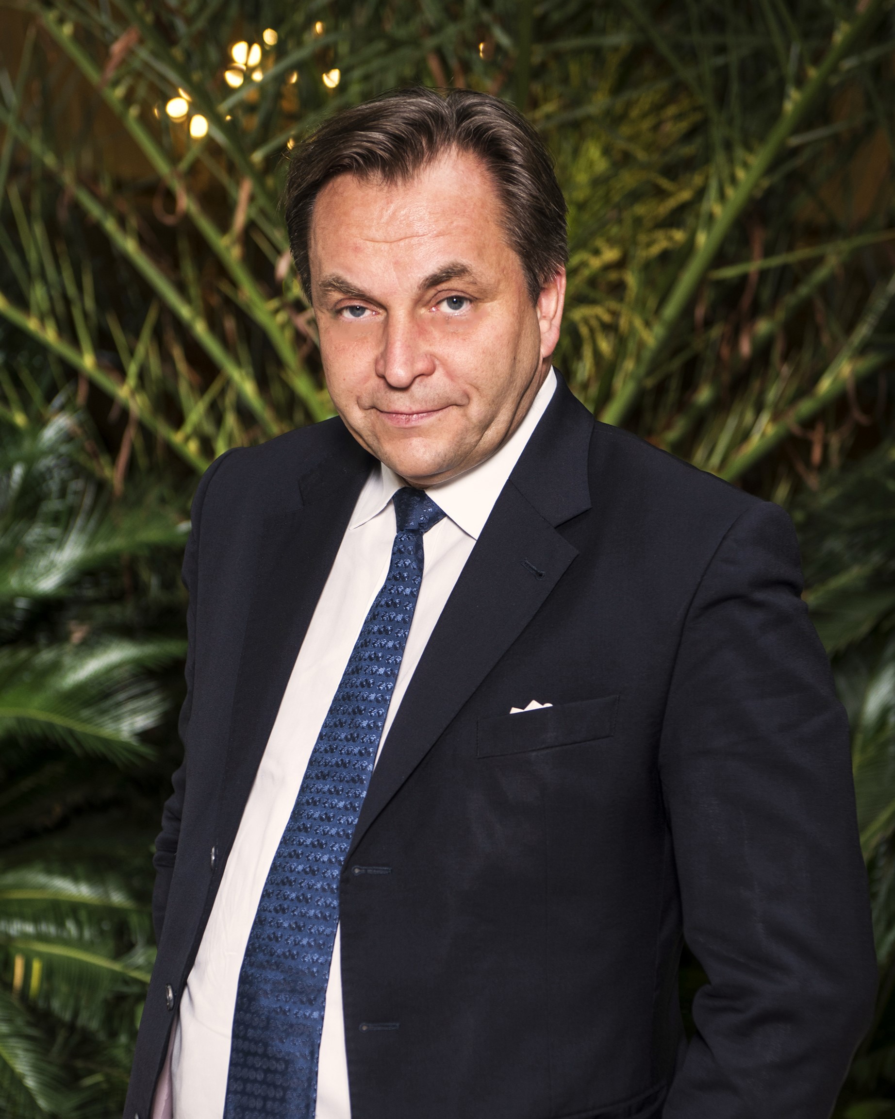 Michael Moritz - Global Scope